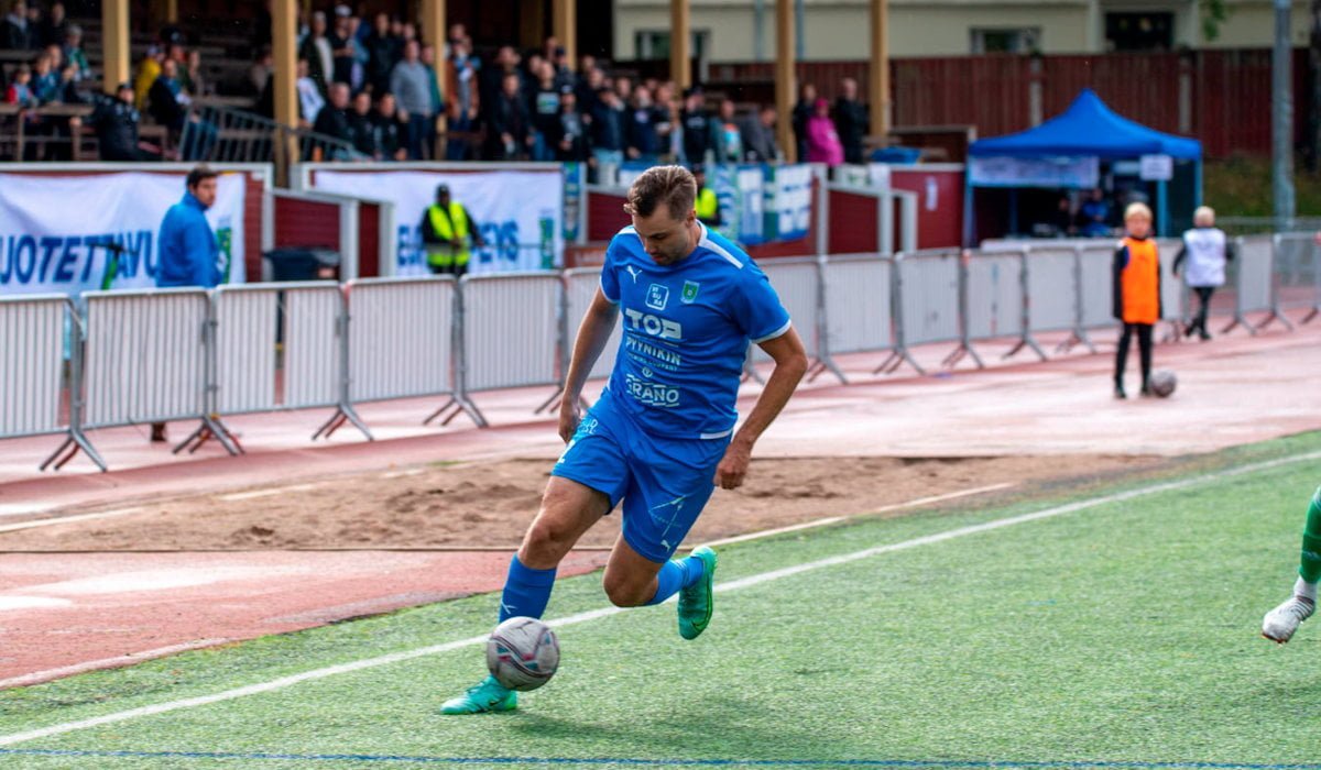 Grankulla IFK aiheutti katkeran tappion Sinipaidoille - Tampere United